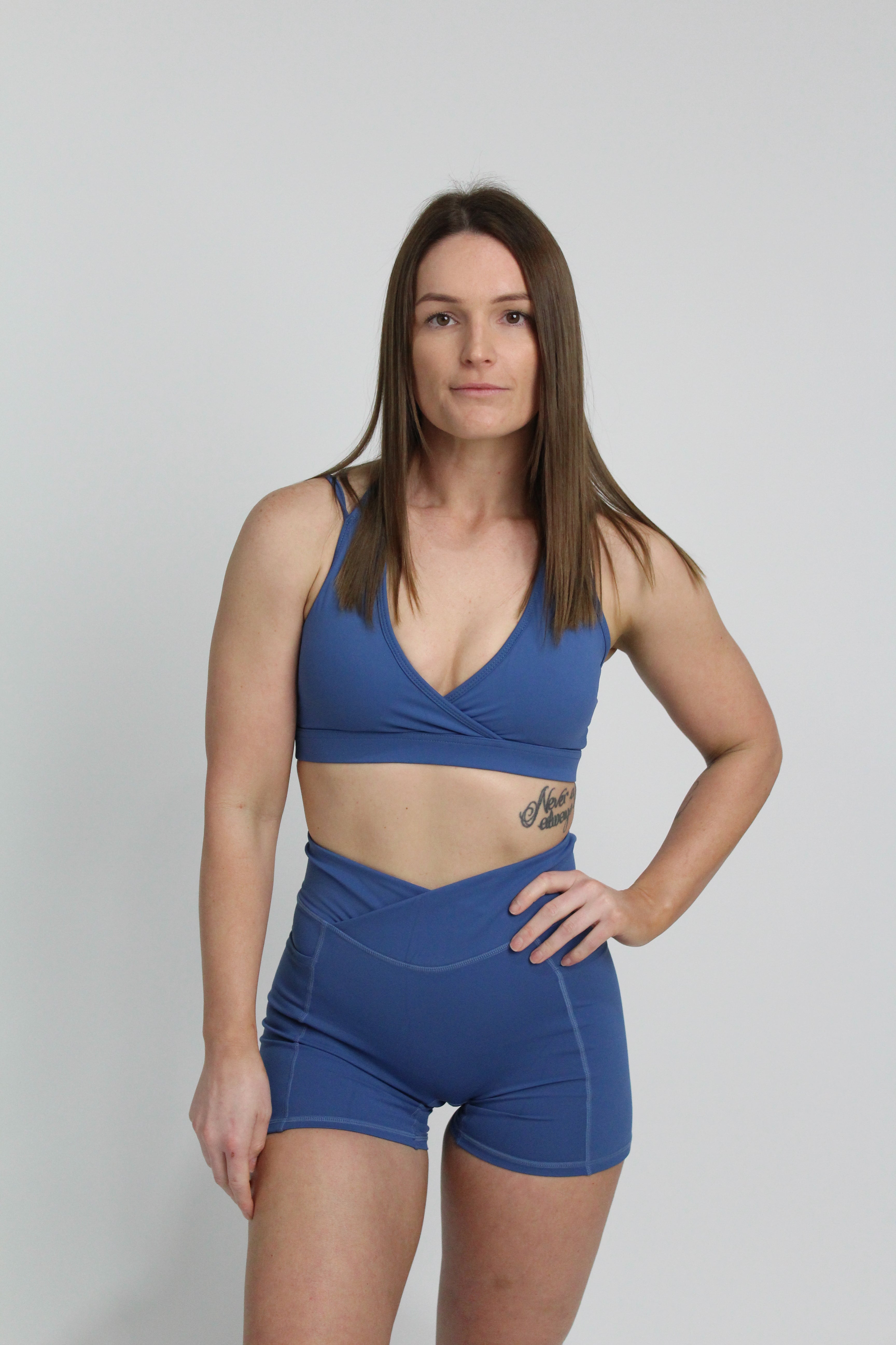 AELIA SHORTS – Solid Collective